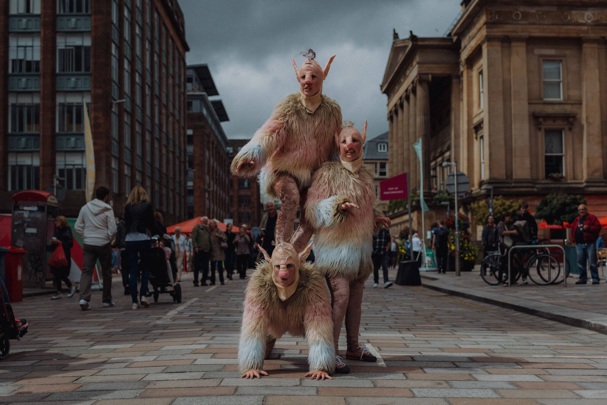 Werewomen – Tenterhooks