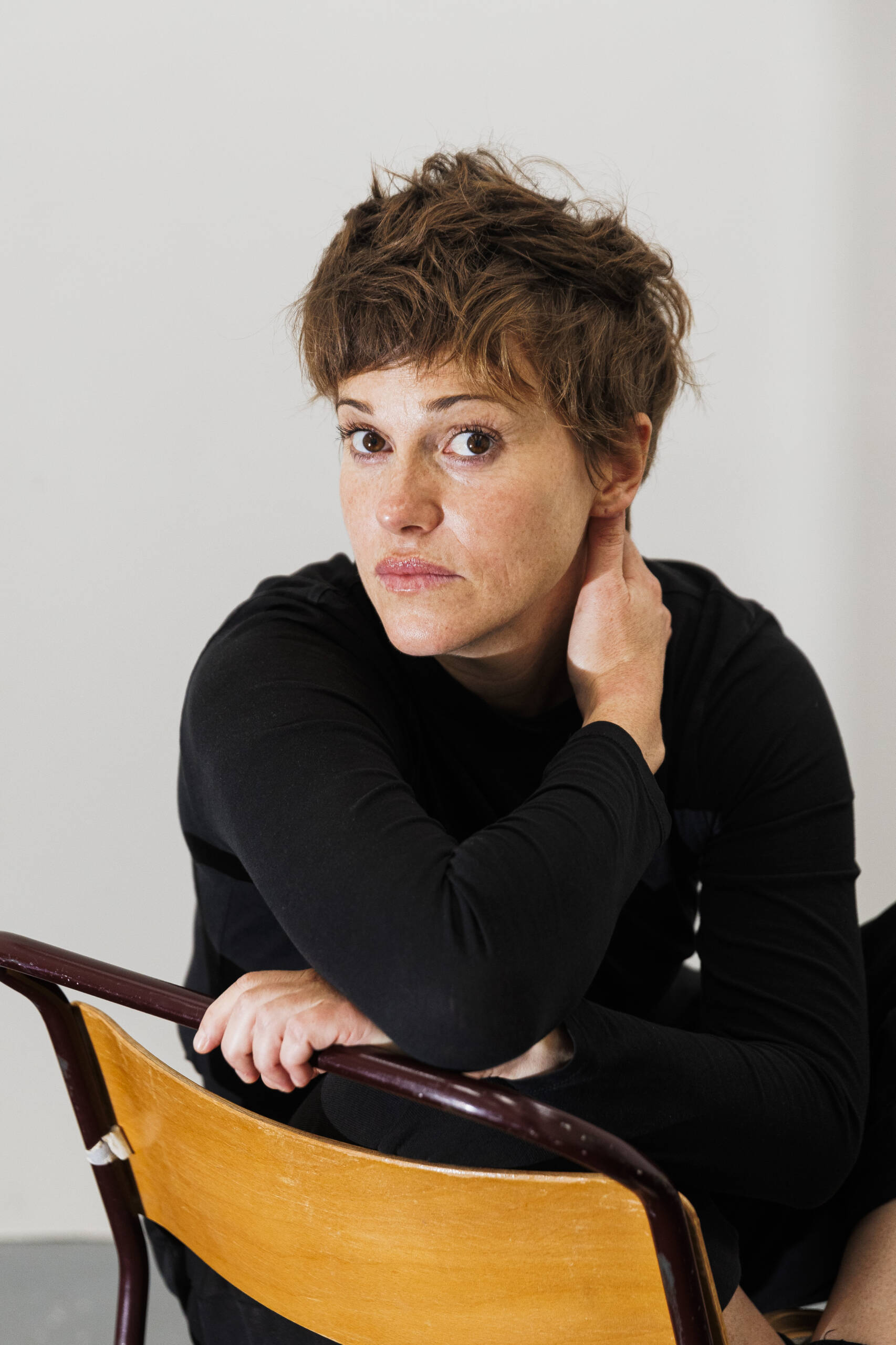 Suzie Ferguson – Tenterhooks